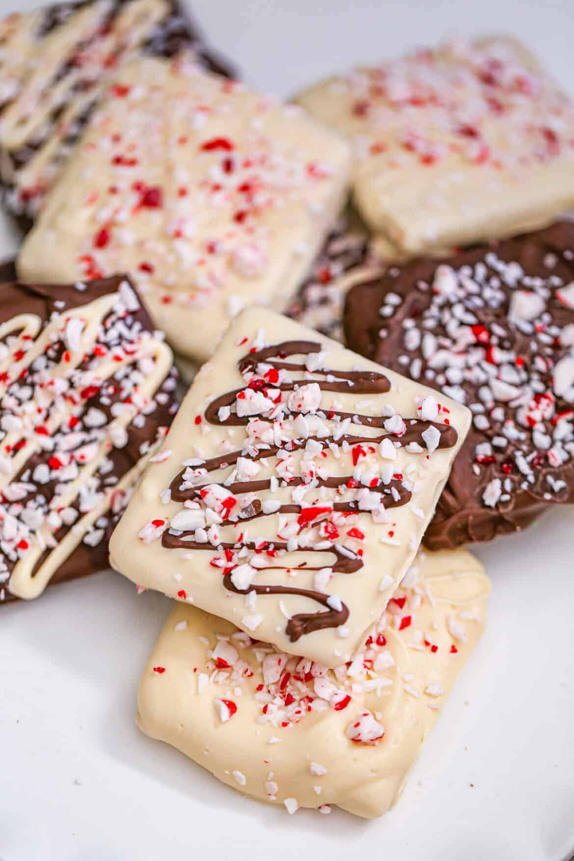 Vegan Peppermint Crunch Chocolate Covered Graham Crackers - Daily Vegan ...