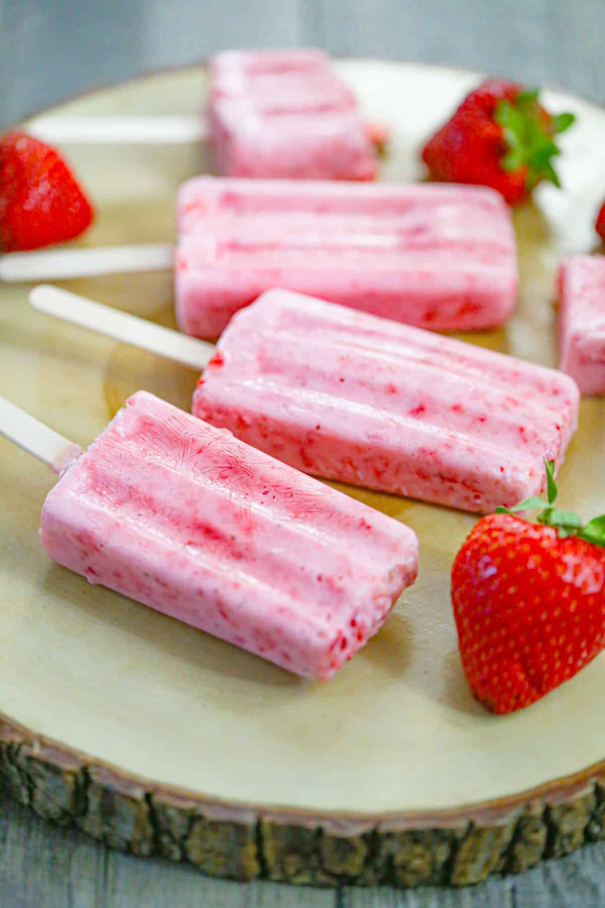 Healthy Strawberry Yogurt Popsicles - Daily Vegan Meal