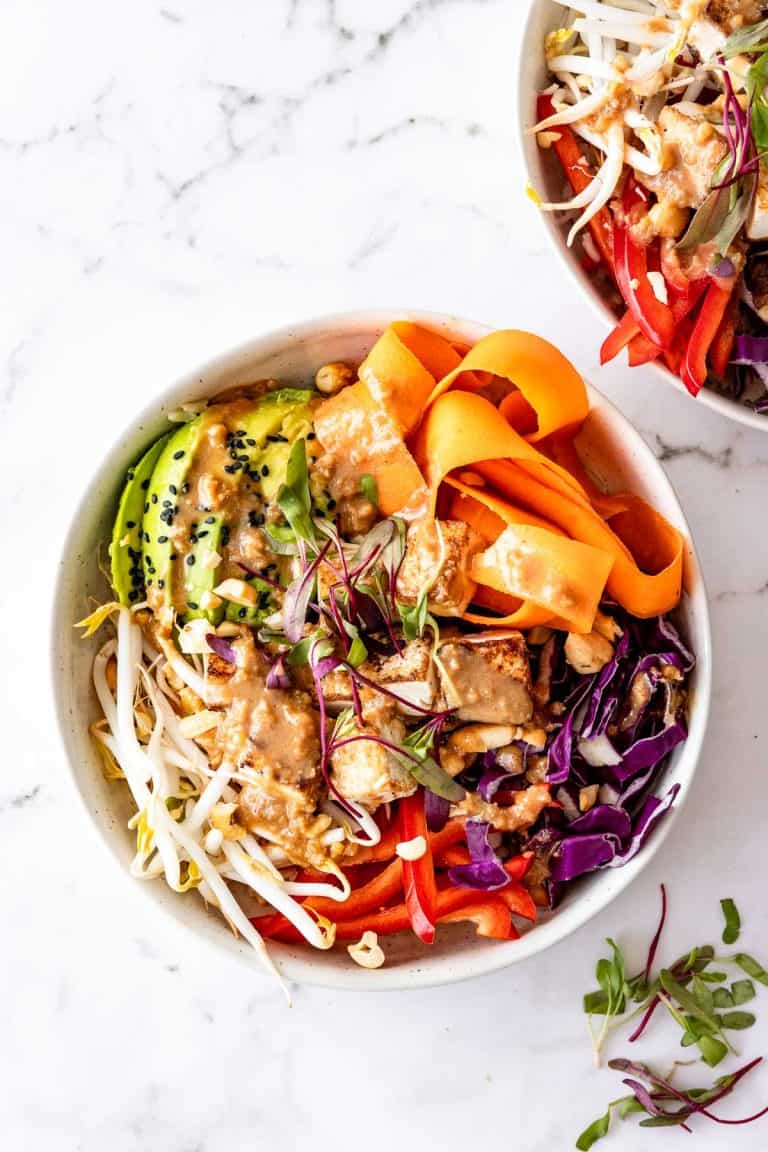 35 Vegan Bowl Recipes: Buddha Bowls, Burrito Bowls, Smoothie Bowls & More